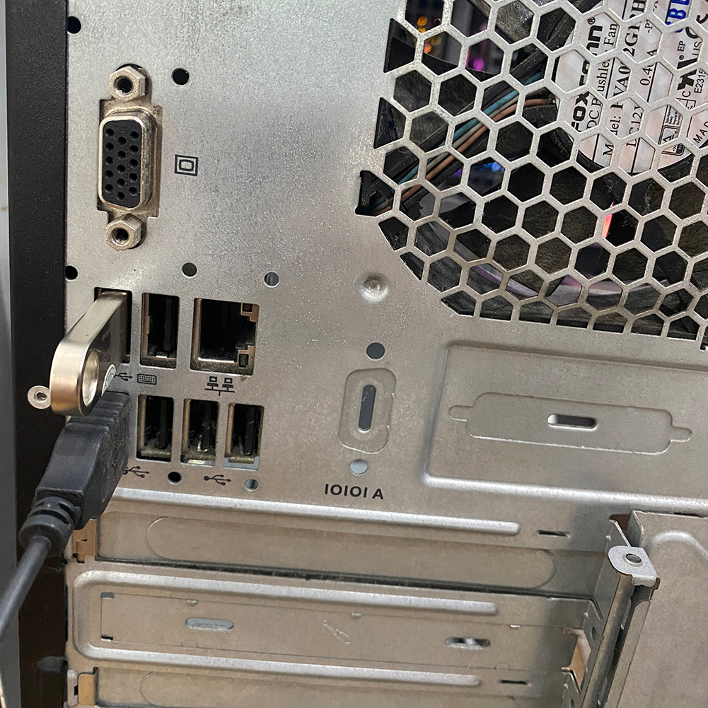 Hướng Dẫn Sửa Lỗi USB Device Over Current Status Detected