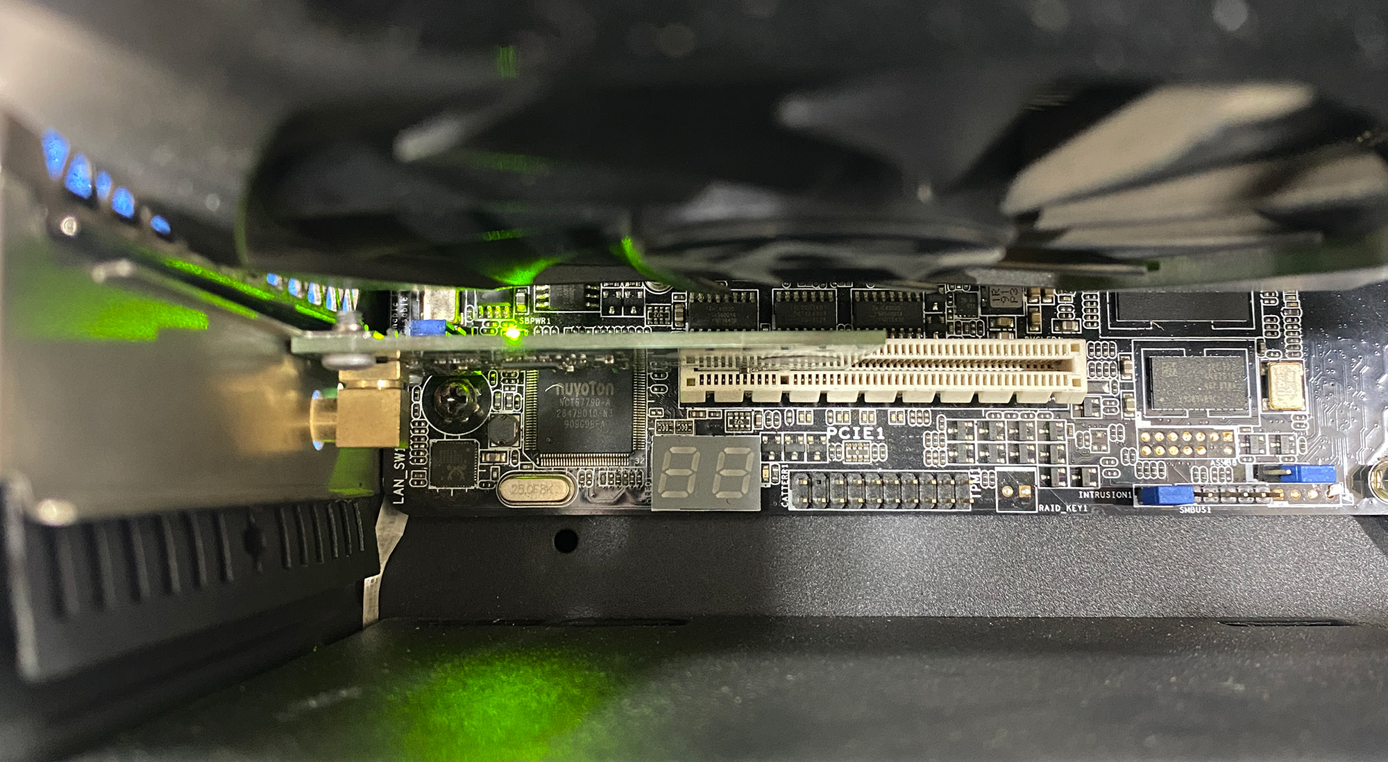 Tìm Hiểu Về Error Code - Mã Lỗi Trên Mainboard Máy Tính